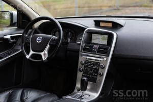 Pelēks Volvo XC60 2009 Rīga, ar dzinēja tilpumu 2.40 L un nobraukumu 369 tūkst. km par 7390 €, foto 22 vietnē AUTOMOTO.COM.LV