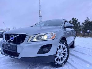 Pelēks Volvo XC60 2009 Alīta, ar dzinēja tilpumu 2.40 L un nobraukumu 277 tūkst. km par 7950 €, foto 2 vietnē AUTOMOTO.COM.LV