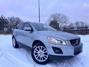 Pelēks Volvo XC60 2009 Alīta, ar dzinēja tilpumu 2.40 L un nobraukumu 277 tūkst. km par 7950 €, foto 3 vietnē AUTOMOTO.COM.LV