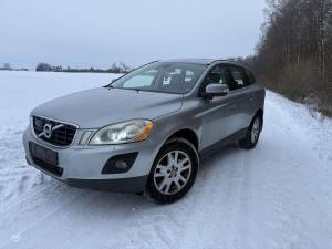 Pelēks Volvo XC60 2009 Ukmergė, ar dzinēja tilpumu 2.40 L un nobraukumu 448 tūkst. km par 7000 €, foto  vietnē AUTOMOTO.COM.LV