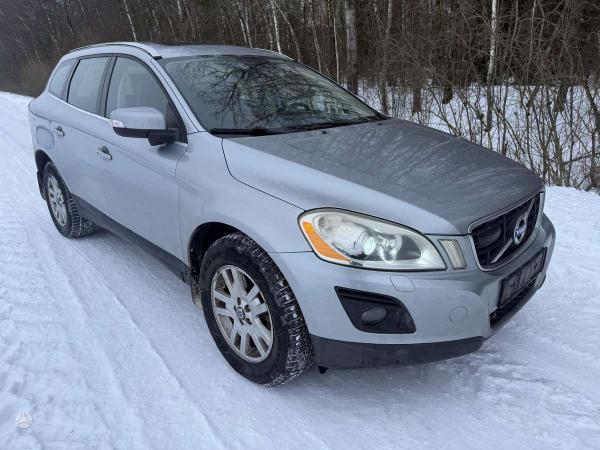 Pelēks Volvo XC60 2009 Ukmergė, ar dzinēja tilpumu 2.40 L un nobraukumu 448 tūkst. km par 7000 €, foto 4 vietnē AUTOMOTO.COM.LV