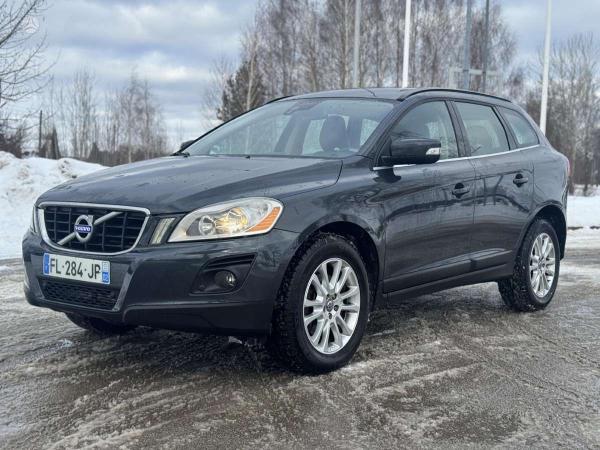 Pelēks Volvo XC60 2009 Tauragė, ar dzinēja tilpumu 2.40 L un nobraukumu 278 tūkst. km par 6700 €, foto 1 vietnē AUTOMOTO.COM.LV