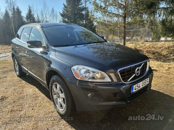 Grey Volvo XC60 2009 in Tallinn, with an engine capacity of 2.40 L and mileage of 370 thousand km for 5800 €, photo 2 on AUTOMOTO.COM.LV