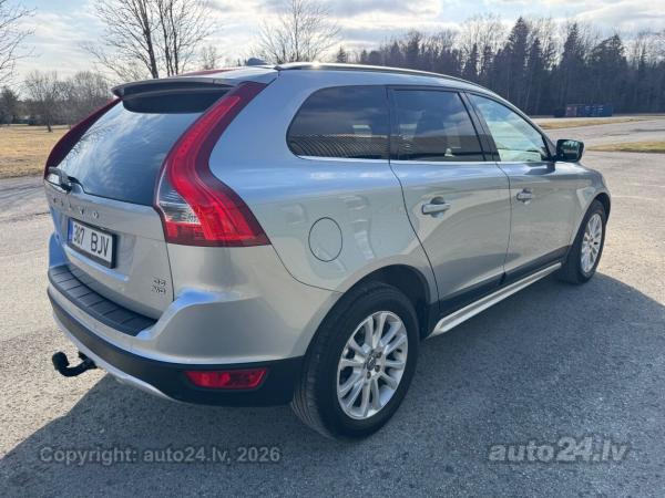 Grey Volvo XC60 2009 in Rapla, with an engine capacity of 2.40 L and mileage of 382 thousand km for 5900 €, photo 6 on AUTOMOTO.COM.LV