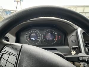 Grey Volvo XC60 2009 in Kaunas, with an engine capacity of 2.40 L and mileage of 383 thousand km for 5750 €, photo 6 on AUTOMOTO.COM.LV