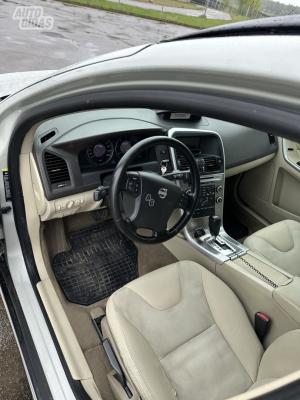 Grey Volvo XC60 2009 in Kaunas, with an engine capacity of 2.40 L and mileage of 383 thousand km for 5750 €, photo 7 on AUTOMOTO.COM.LV