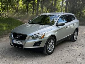 Grey Volvo XC60 2009 in Siauliai, with an engine capacity of 2.40 L and mileage of 332 thousand km for 5850 €, photo  on AUTOMOTO.COM.LV