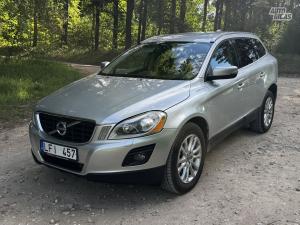Grey Volvo XC60 2009 in Siauliai, with an engine capacity of 2.40 L and mileage of 332 thousand km for 5850 €, photo 17 on AUTOMOTO.COM.LV