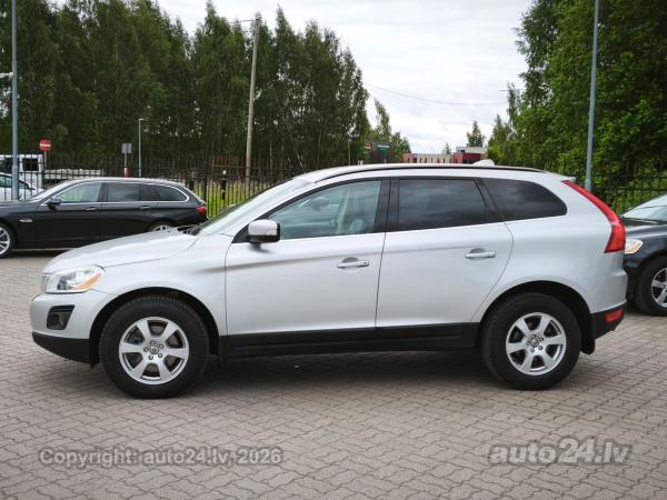 Pelēks Volvo XC60 2009 Tartu, ar dzinēja tilpumu 2.40 L un nobraukumu 219 tūkst. km par 9490 €, foto 2 vietnē AUTOMOTO.COM.LV