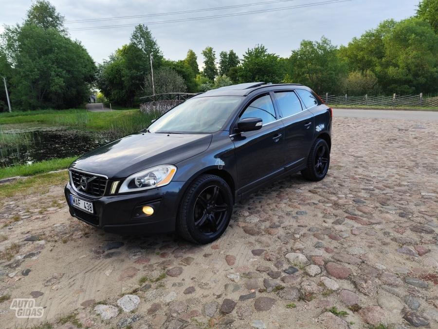 Grey Volvo XC60 2009 in Telschi, with an engine capacity of 2.40 L and mileage of 308 thousand km for 4750 €, photo 1 on AUTOMOTO.COM.LV