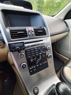 Grey Volvo XC60 2009 in Telschi, with an engine capacity of 2.40 L and mileage of 308 thousand km for 4750 €, photo 15 on AUTOMOTO.COM.LV