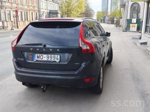 Grey Volvo XC60 2009 in Riga, with an engine capacity of 2.40 L and mileage of 390 thousand km for 4500 €, photo 4 on AUTOMOTO.COM.LV