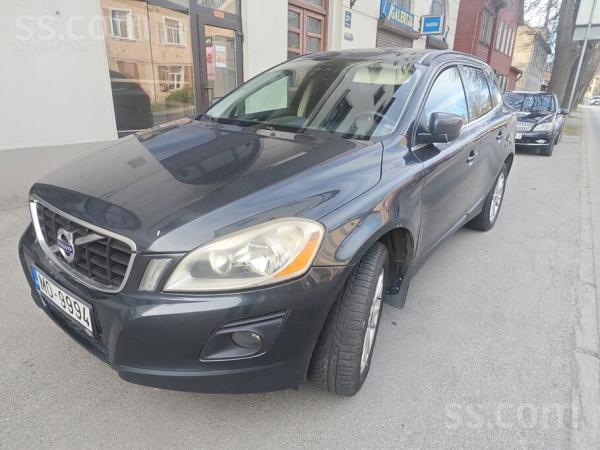 Grey Volvo XC60 2009 in Riga, with an engine capacity of 2.40 L and mileage of 390 thousand km for 4500 €, photo 6 on AUTOMOTO.COM.LV