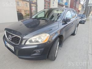 Grey Volvo XC60 2009 in Riga, with an engine capacity of 2.40 L and mileage of 390 thousand km for 4500 €, photo 7 on AUTOMOTO.COM.LV