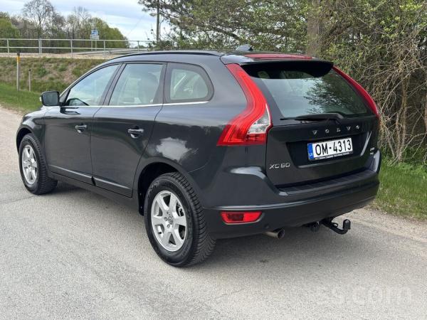 Pelēks Volvo XC60 2009 Jēkabpils, ar dzinēja tilpumu 2.40 L un nobraukumu 288 tūkst. km par 7950 €, foto 4 vietnē AUTOMOTO.COM.LV