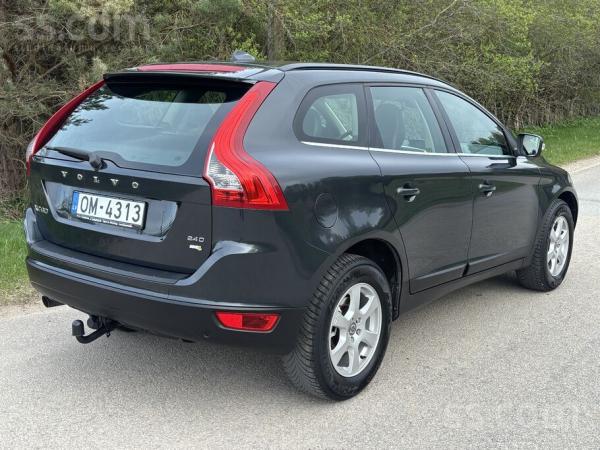 Pelēks Volvo XC60 2009 Jēkabpils, ar dzinēja tilpumu 2.40 L un nobraukumu 288 tūkst. km par 7950 €, foto 5 vietnē AUTOMOTO.COM.LV