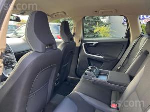 Grey Volvo XC60 2009 in Talsi, with an engine capacity of 2.40 L and mileage of 251 thousand km for 9770 €, photo 14 on AUTOMOTO.COM.LV