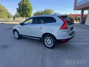 Pelēks Volvo XC60 2009 Jelgava, ar dzinēja tilpumu 2.40 L un nobraukumu 0 tūkst. km par 8750 €, foto 8 vietnē AUTOMOTO.COM.LV