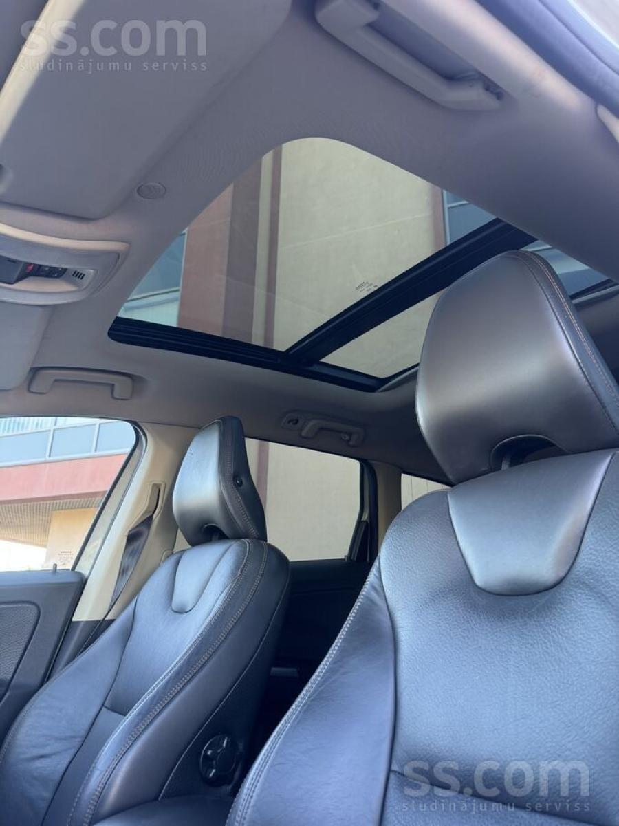 Pelēks Volvo XC60 2009 Jelgava, ar dzinēja tilpumu 2.40 L un nobraukumu 0 tūkst. km par 8750 €, foto 17 vietnē AUTOMOTO.COM.LV