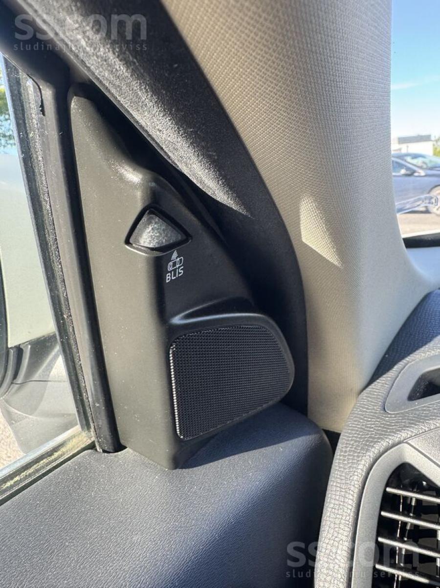Pelēks Volvo XC60 2009 Jelgava, ar dzinēja tilpumu 2.40 L un nobraukumu 0 tūkst. km par 8750 €, foto 22 vietnē AUTOMOTO.COM.LV