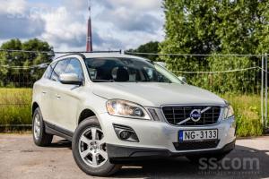 Grey Volvo XC60 2009 in Riga, with an engine capacity of 2.40 L and mileage of 241 thousand km for 6990 €, photo 3 on AUTOMOTO.COM.LV