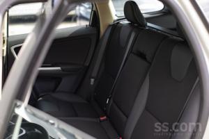 Grey Volvo XC60 2009 in Riga, with an engine capacity of 2.40 L and mileage of 241 thousand km for 6990 €, photo 12 on AUTOMOTO.COM.LV