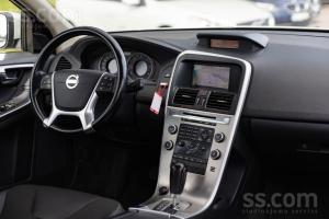 Grey Volvo XC60 2009 in Riga, with an engine capacity of 2.40 L and mileage of 241 thousand km for 6990 €, photo 26 on AUTOMOTO.COM.LV