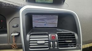 Grey Volvo XC60 2009 in Riga, with an engine capacity of 2.40 L and mileage of 251 thousand km for 6500 €, photo 13 on AUTOMOTO.COM.LV