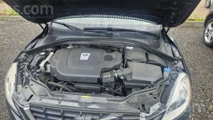 Grey Volvo XC60 2009 in Riga, with an engine capacity of 2.40 L and mileage of 251 thousand km for 6500 €, photo 15 on AUTOMOTO.COM.LV