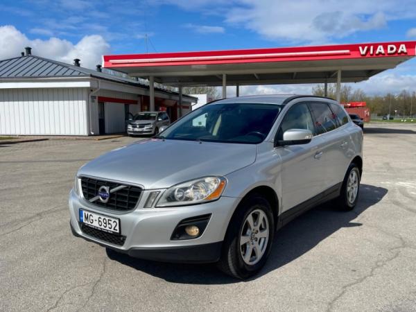 Grey Volvo XC60 2009 in Riga, with an engine capacity of 2.40 L and mileage of 0 thousand km for 8300 €, photo 1 on AUTOMOTO.COM.LV