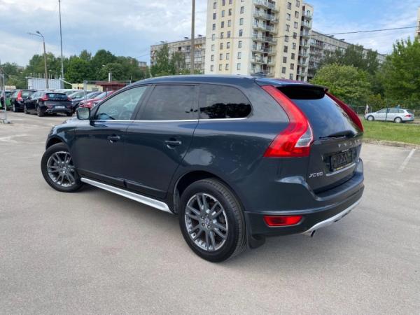 Grey Volvo XC60 2009 in Riga, with an engine capacity of 2.40 L and mileage of 265 thousand km for 9650 €, photo 2 on AUTOMOTO.COM.LV