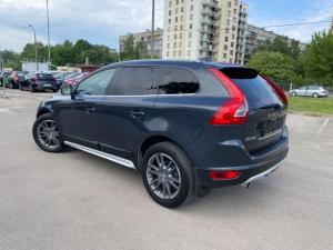 Pelēks Volvo XC60 2009 Rīga, ar dzinēja tilpumu 2.40 L un nobraukumu 265 tūkst. km par 9650 €, foto 3 vietnē AUTOMOTO.COM.LV