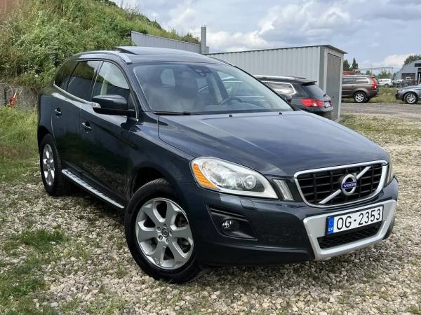 Pelēks Volvo XC60 2009 Rīga, ar dzinēja tilpumu 2.40 L un nobraukumu 0 tūkst. km par 7995 €, foto 1 vietnē AUTOMOTO.COM.LV