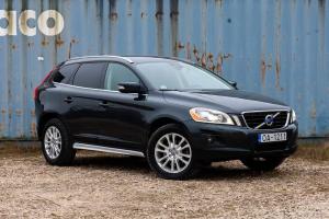 Pelēks Volvo XC60 2009 Rīga, ar dzinēja tilpumu 2.40 L un nobraukumu 360 tūkst. km par 7995 €, foto  vietnē AUTOMOTO.COM.LV