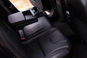 Pelēks Volvo XC60 2009 Rīga, ar dzinēja tilpumu 2.40 L un nobraukumu 360 tūkst. km par 7995 €, foto 17 vietnē AUTOMOTO.COM.LV