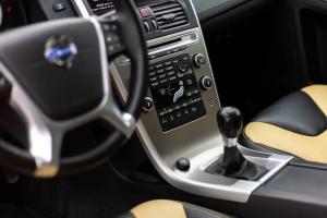 Pelēks Volvo XC60 2009 Rīga, ar dzinēja tilpumu 2.40 L un nobraukumu 249 tūkst. km par 8495 €, foto 22 vietnē AUTOMOTO.COM.LV