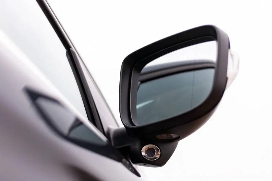 Pelēks Volvo XC60 2009 Rīga, ar dzinēja tilpumu 2.40 L un nobraukumu 249 tūkst. km par 8495 €, foto 24 vietnē AUTOMOTO.COM.LV