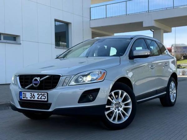 Grey Volvo XC60 2009 in Rezekne, with an engine capacity of 2.40 L and mileage of 303 thousand km for 8990 €, photo 2 on AUTOMOTO.COM.LV