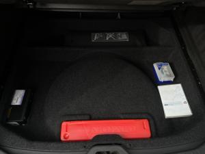 Grey Volvo XC60 2009 in Riga, with an engine capacity of 2.40 L and mileage of 235 thousand km for 8700 €, photo 12 on AUTOMOTO.COM.LV