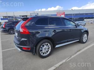 Grey Volvo XC60 2009 in Daugavpils, with an engine capacity of 2.40 L and mileage of 282 thousand km for 7390 €, photo 4 on AUTOMOTO.COM.LV