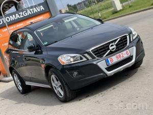 Grey Volvo XC60 2009 in Jekabpils, with an engine capacity of 2.40 L and mileage of 311 thousand km for 7800 €, photo 6 on AUTOMOTO.COM.LV