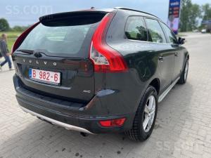 Grey Volvo XC60 2009 in Jekabpils, with an engine capacity of 2.40 L and mileage of 311 thousand km for 7800 €, photo 7 on AUTOMOTO.COM.LV