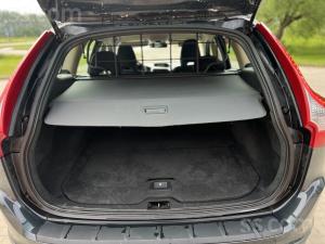 Grey Volvo XC60 2009 in Jekabpils, with an engine capacity of 2.40 L and mileage of 311 thousand km for 7800 €, photo 12 on AUTOMOTO.COM.LV