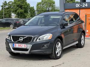 Pelēks Volvo XC60 2009 Jēkabpils, ar dzinēja tilpumu 2.40 L un nobraukumu 311 tūkst. km par 7800 €, foto 4 vietnē AUTOMOTO.COM.LV