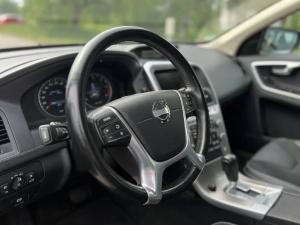 Pelēks Volvo XC60 2009 Jēkabpils, ar dzinēja tilpumu 2.40 L un nobraukumu 311 tūkst. km par 7800 €, foto 9 vietnē AUTOMOTO.COM.LV