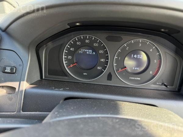 Grey Volvo XC60 2009 in Ogre, with an engine capacity of 2.40 L and mileage of 175 thousand km for 2890 €, photo 7 on AUTOMOTO.COM.LV