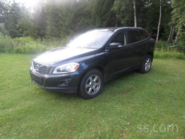 Pelēks Volvo XC60 2009 Ogre, ar dzinēja tilpumu 2.40 L un nobraukumu 560 tūkst. km par 4200 €, foto 1 vietnē AUTOMOTO.COM.LV