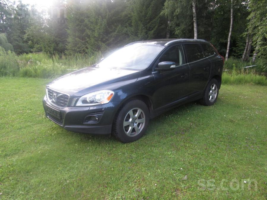 Pelēks Volvo XC60 2009 Ogre, ar dzinēja tilpumu 2.40 L un nobraukumu 560 tūkst. km par 4200 €, foto 1 vietnē AUTOMOTO.COM.LV