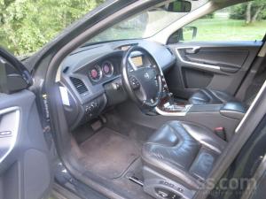 Pelēks Volvo XC60 2009 Ogre, ar dzinēja tilpumu 2.40 L un nobraukumu 560 tūkst. km par 4200 €, foto 10 vietnē AUTOMOTO.COM.LV