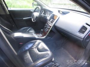 Pelēks Volvo XC60 2009 Ogre, ar dzinēja tilpumu 2.40 L un nobraukumu 560 tūkst. km par 4200 €, foto 15 vietnē AUTOMOTO.COM.LV